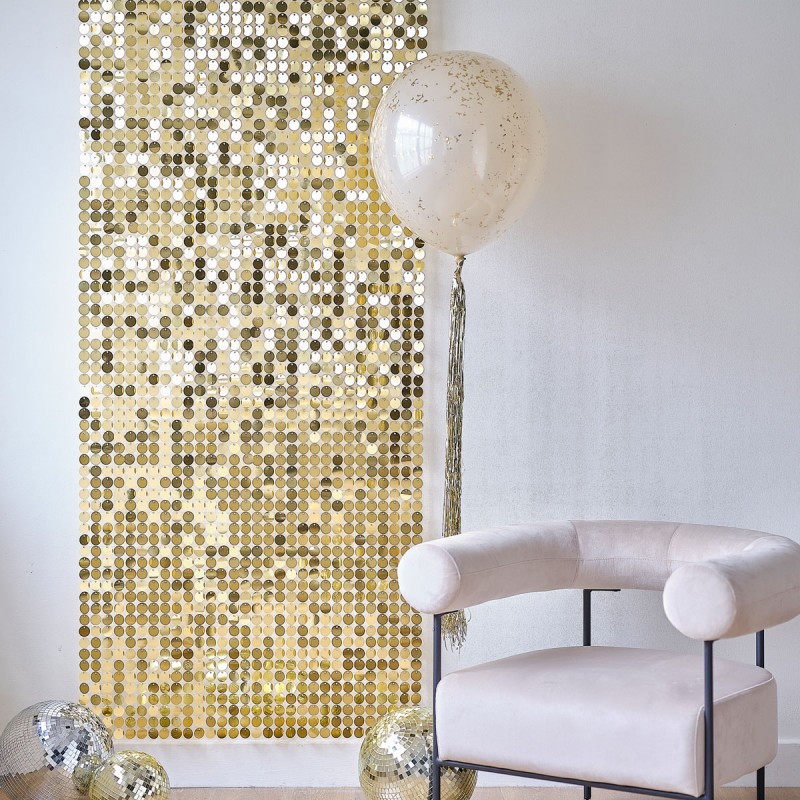 Gold Party Shimmer Backdrop Wall Decorations | Express Party Supplies